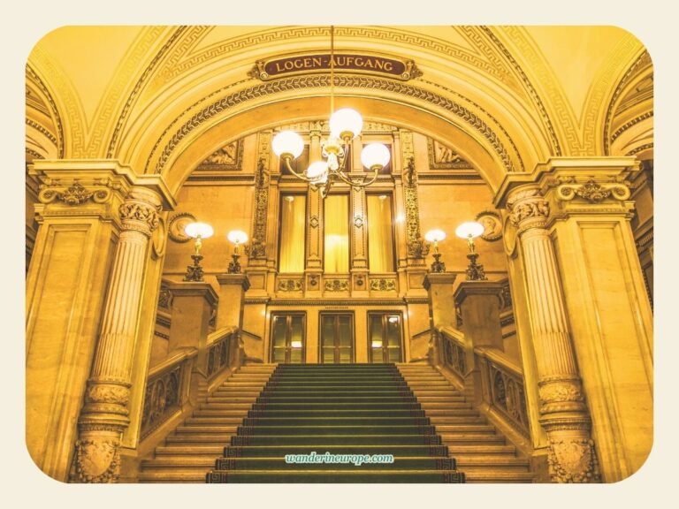 Self-Guided Vienna Ringstrasse Walking Tour with Map & Route